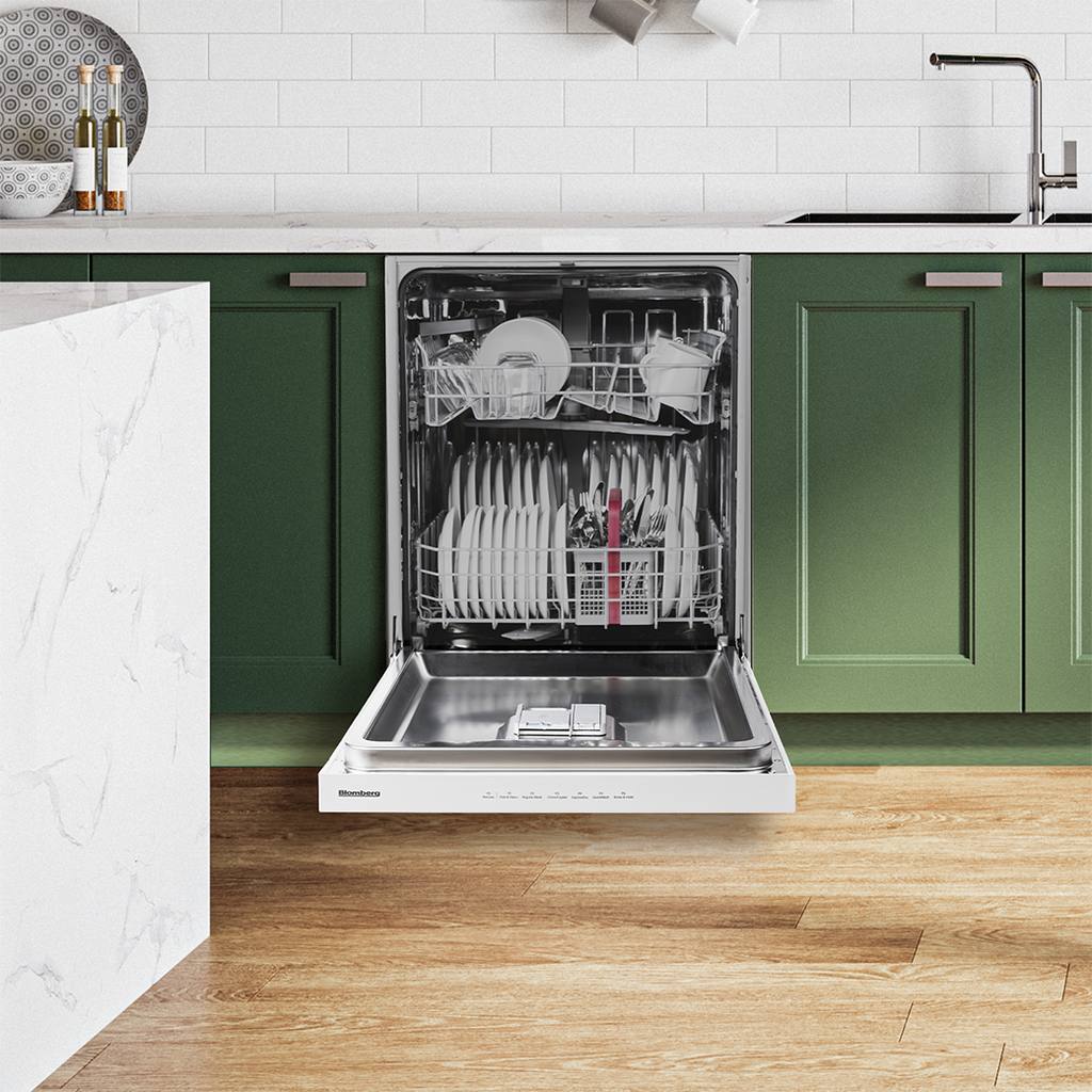 24" Front Controls, Built-In Dishwasher, ENERGY STAR® | Blomberg - Canada